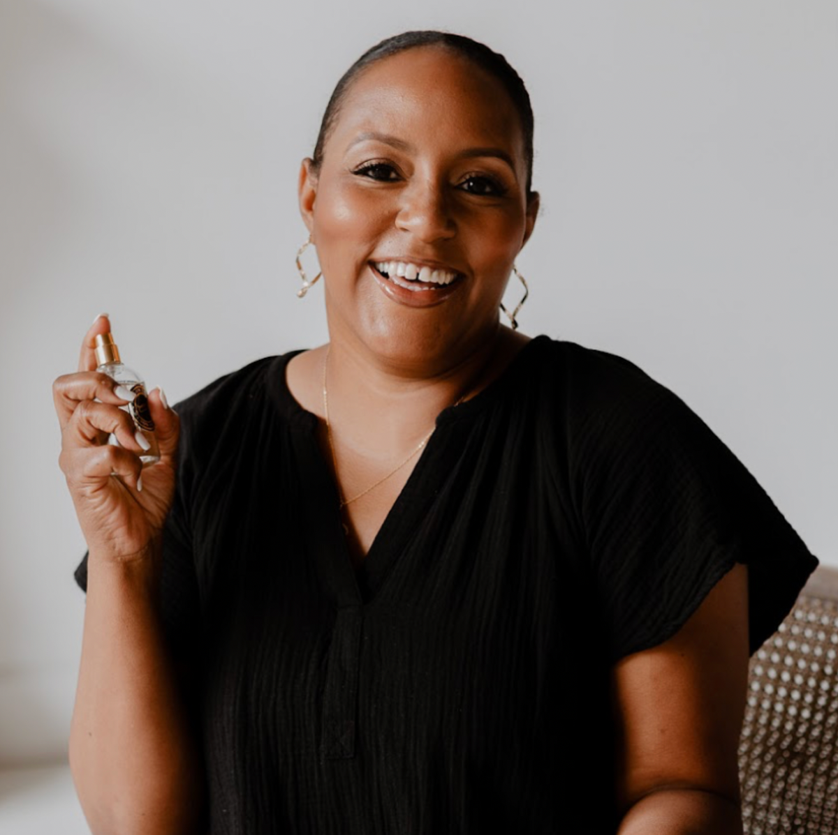 The Secret to All-Day Scent: How to Make Your Fragrance Stick Around F